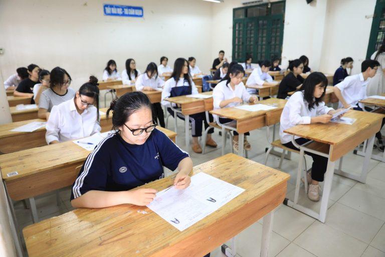 Công bố điểm thi tốt nghiệp THPT 2025: Hướng đi nào khi điểm thi chưa như ý?